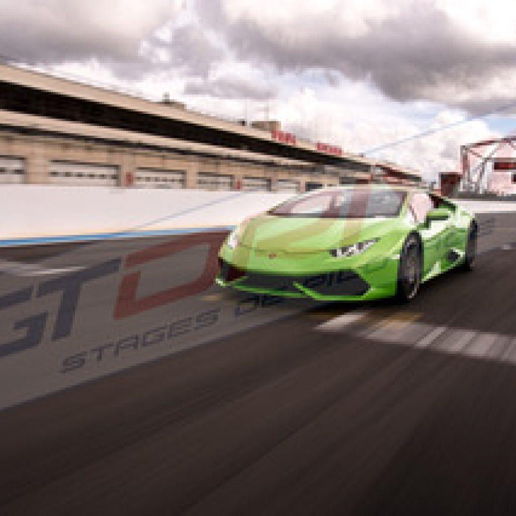 piloter une supercar sur circuit - Catalunyaventure.com